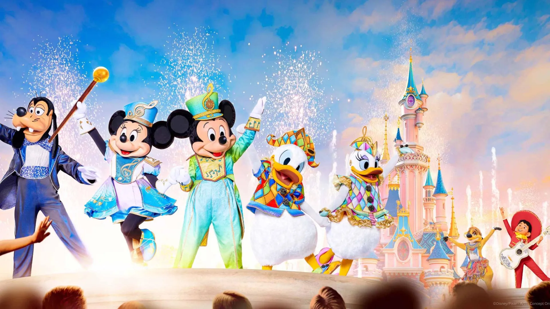 The Grand Orchestra Finale • Disneyland Paris